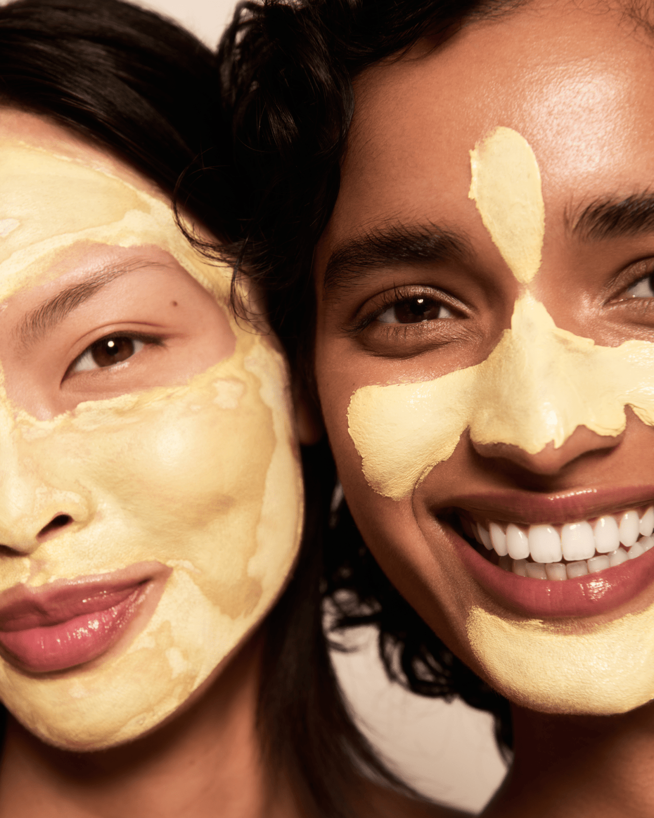 Gleamin Vitamin C Treatment Mask w/ Brush | Soko Glam